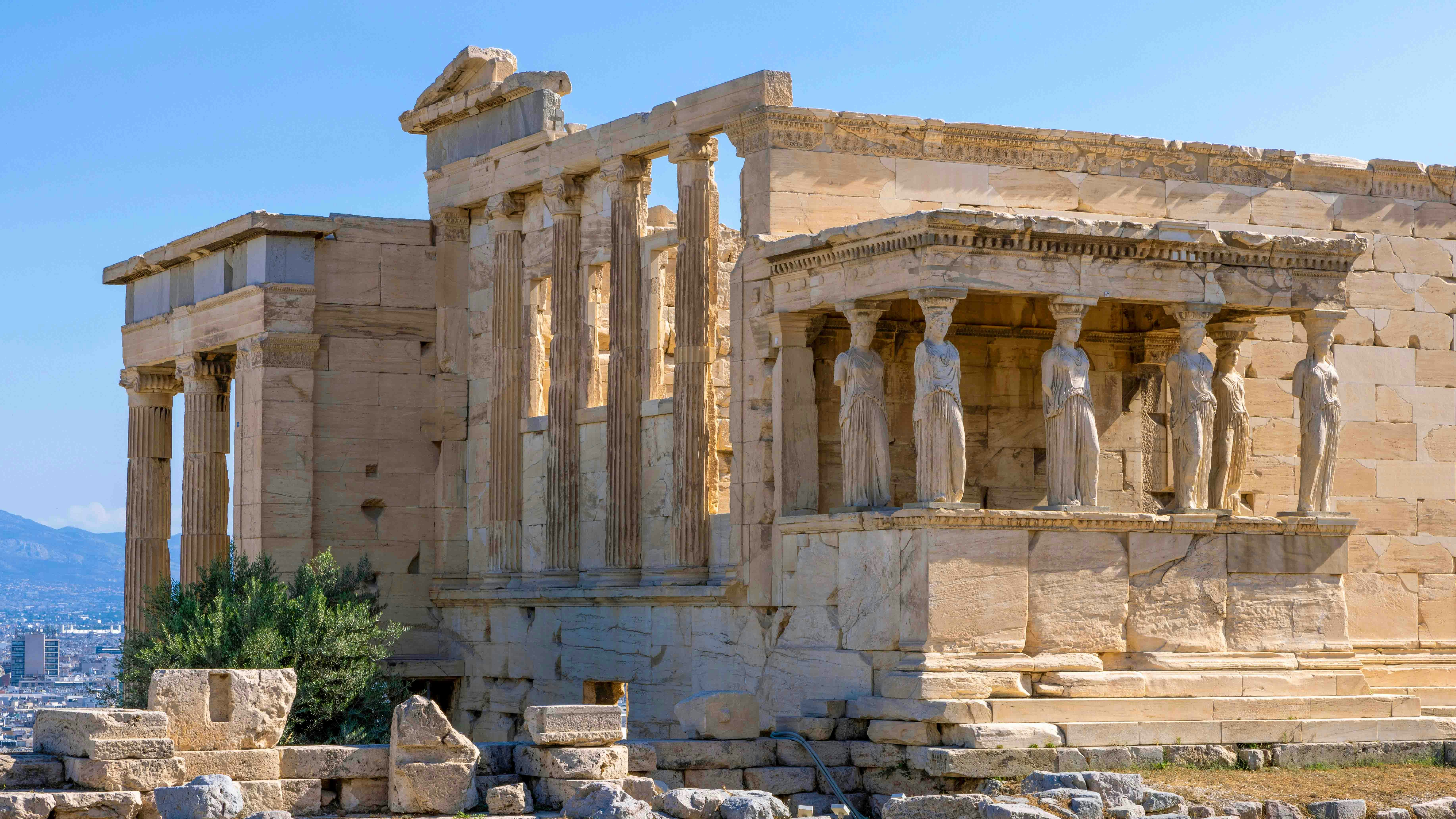 Explorați Templul Atenei Nike de la Acropola din Atena